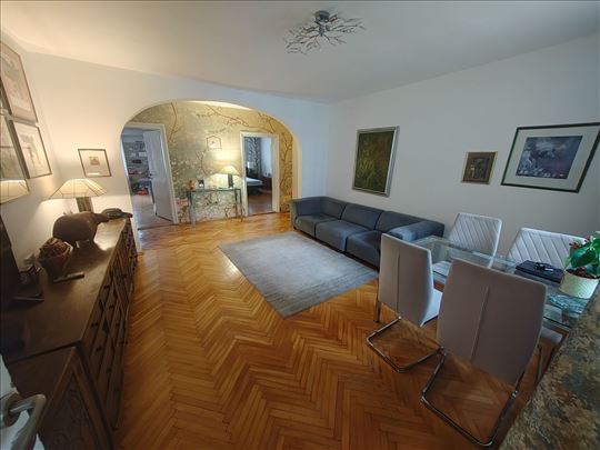 Slavija, 107m2, 4.0, uknjižen