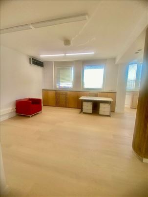 Novi Beograd Arena lux pp 135m2 1600