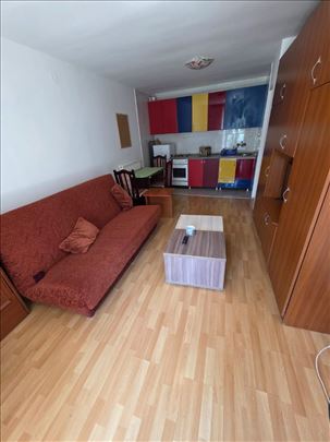 TOP PONUDA Izdaje se stan u strogom centru grada