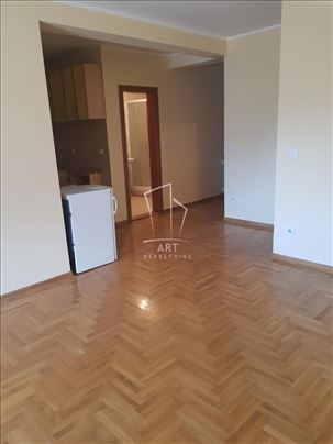 Đeram, 2.0, garažno mesto ID#16047