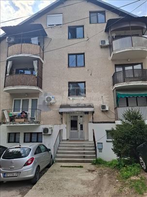 Humski put (bivša Slavka Rodića) 31m2 1,5 namešten