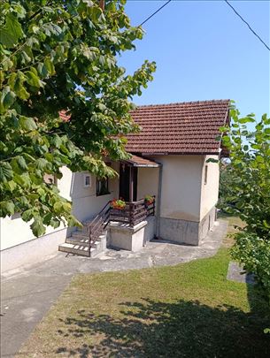 Uknjižena kuća Valjevo