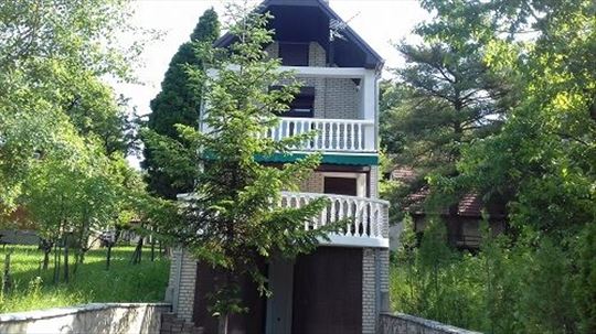 Kosmaj, vila, 220m2,