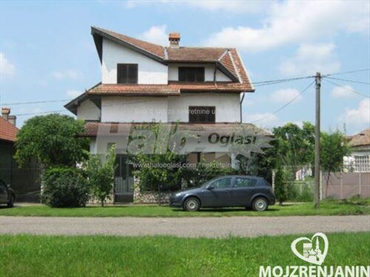 Kuća 350m2 i 15 ari placa - Ečka (Zrenjanin)