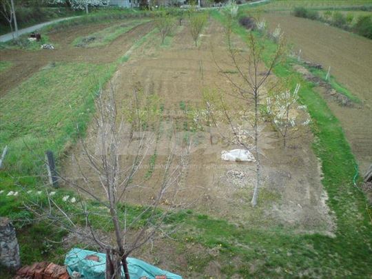 Vinča – plac 4,07 ara, sa pogledom na Dunav