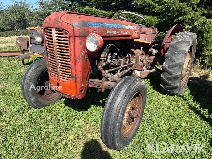 Prodaje se Massey Ferguson 35 traktor točkaš na aukciji