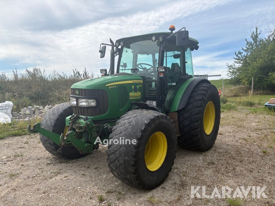 Prodaje se John Deere 5100 R traktor točkaš na aukciji