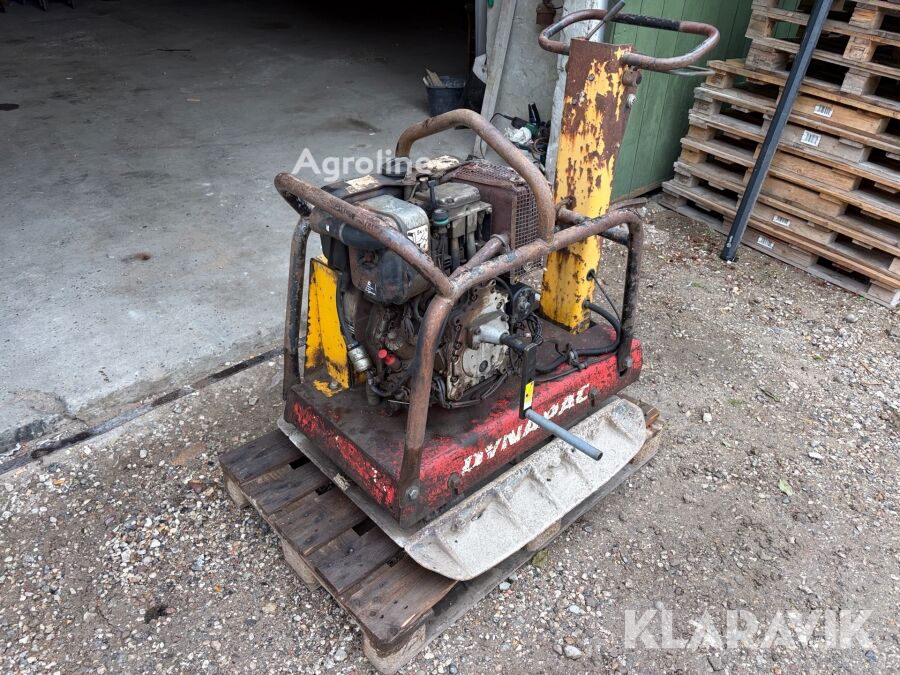 Prodaje se Dynapac LG450 traktor točkaš na aukciji