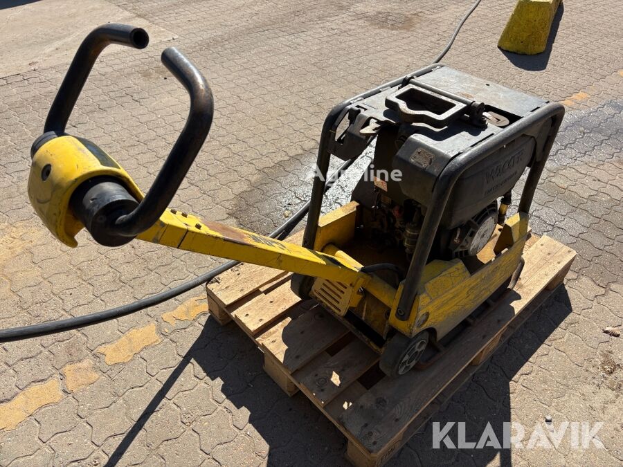 Prodaje se Wacker DPU 3050H traktor točkaš na aukciji