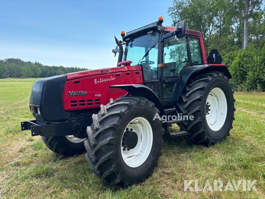 Prodaje se Valtra 8950 traktor točkaš na aukciji
