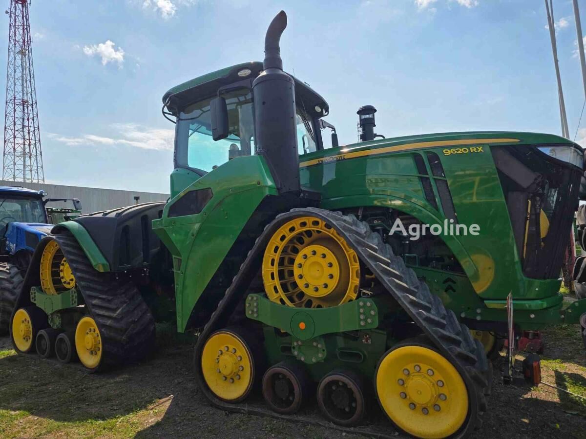 John Deere 9620 traktor guseničar