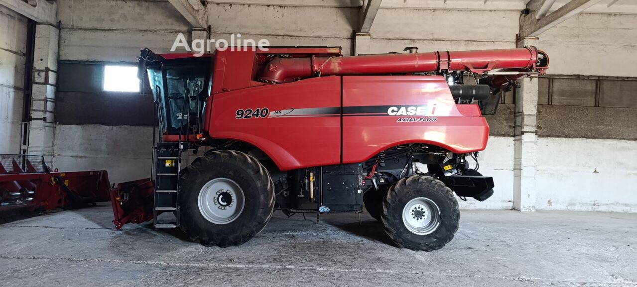 Case IH Axial-Flow 9240 kombajn za žito