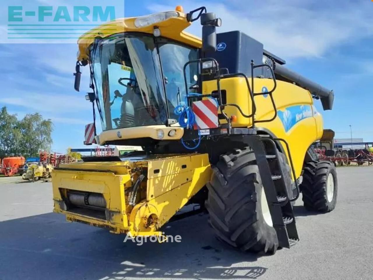 New Holland cr980 kombajn za žito