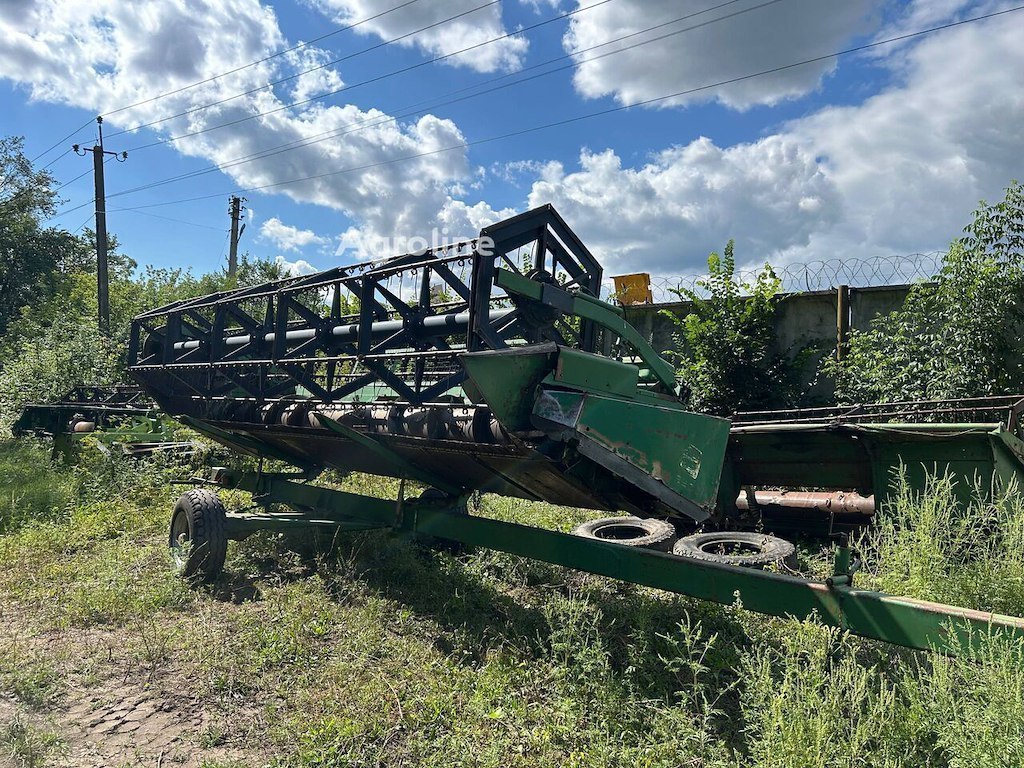John Deere 220 adapter za žito