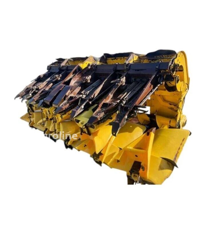New Holland MF 880 W žetelica za kukuruz