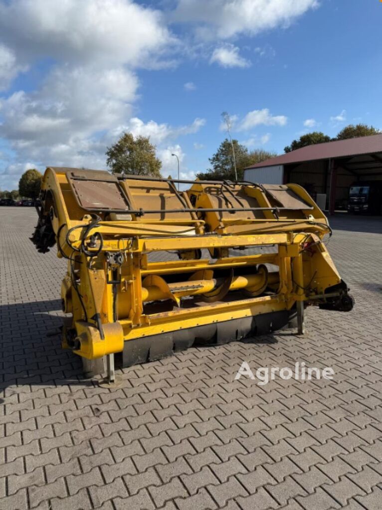 New Holland MF 875 SW sakupljač otkosa