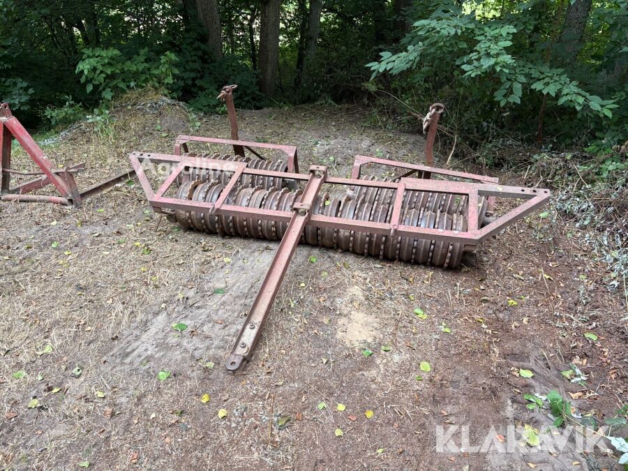 Prodaje se Ringvält kembridž valjak na aukciji