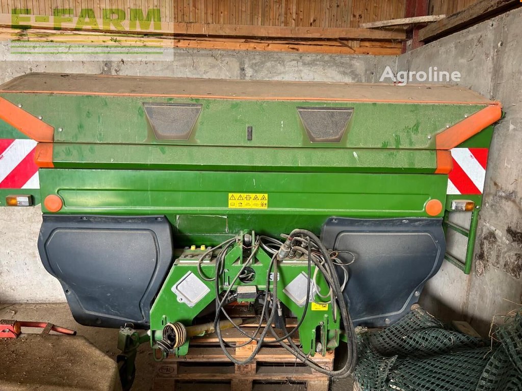 Amazone z-am profi s nošeni rasipač