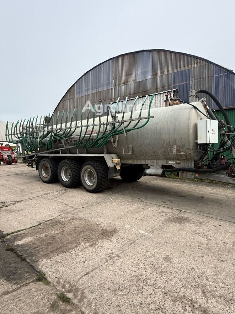 Fliegl VFW 22000 rasipači veštačkog đubriva