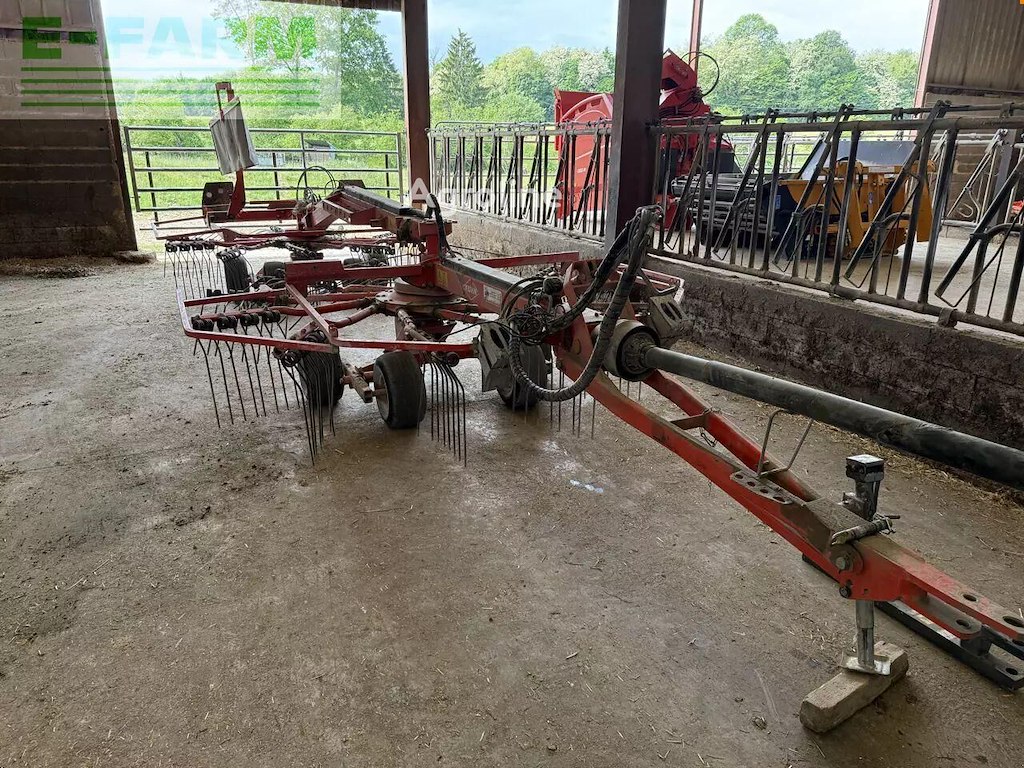 Kuhn ga 6632 + sakupljač sena