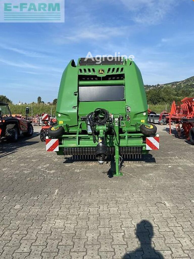 John Deere v451 m balirka za četvrtaste bale
