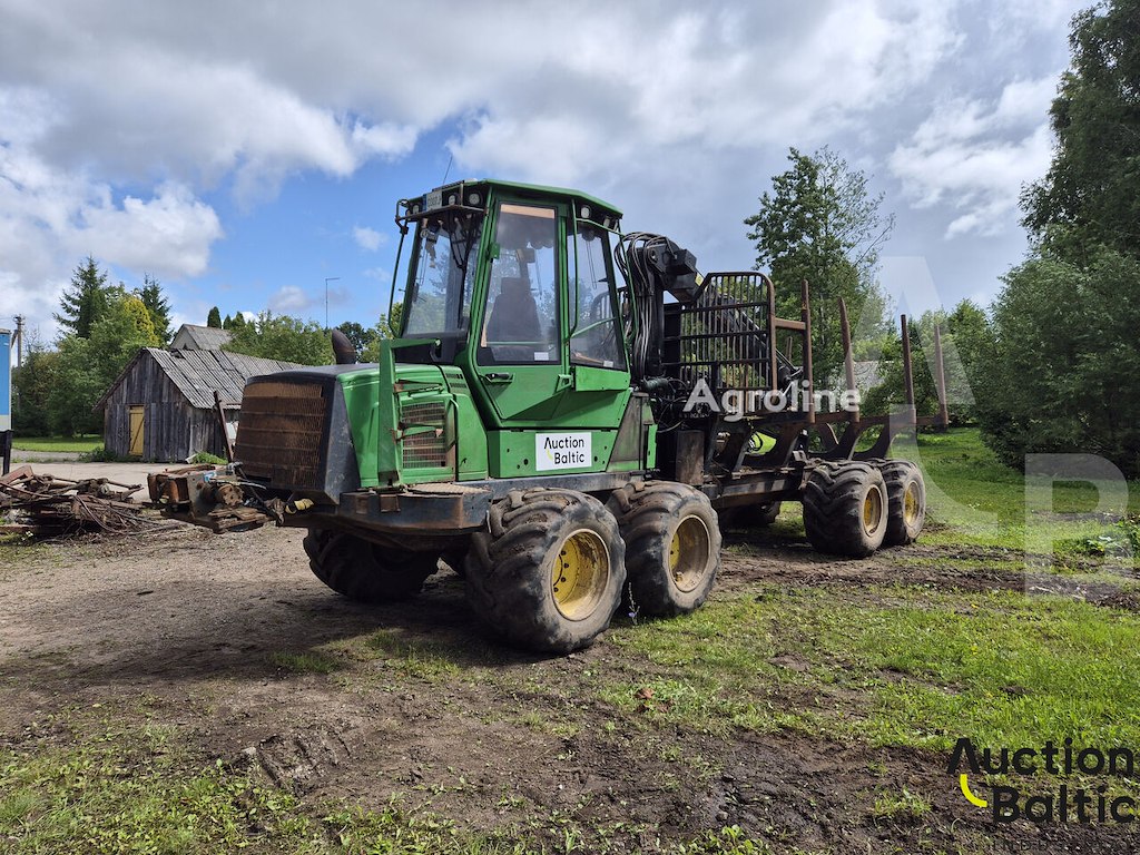 Prodaje se John Deere 1010 E forvarder na aukciji