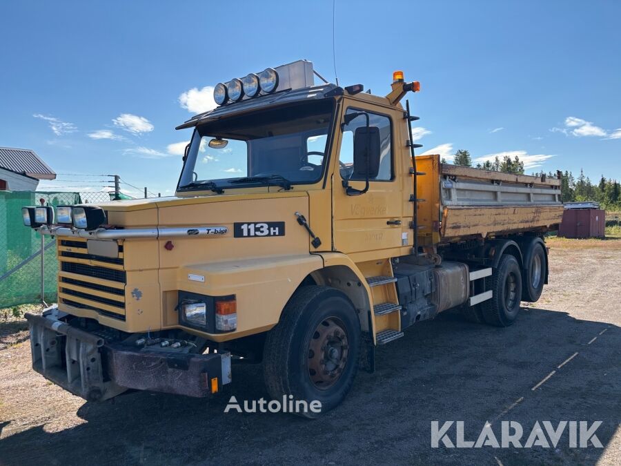 Prodaje se Scania T113HL 6X2L kiper na aukciji