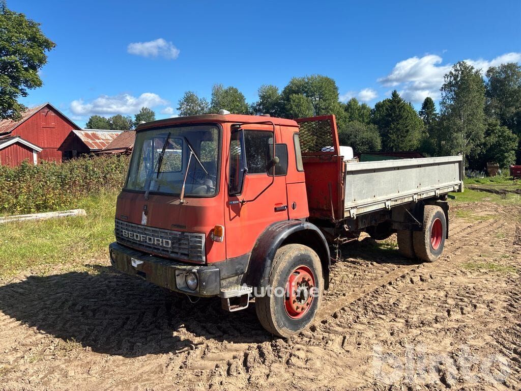 Prodaje se Bedford TL1470 kiper na aukciji