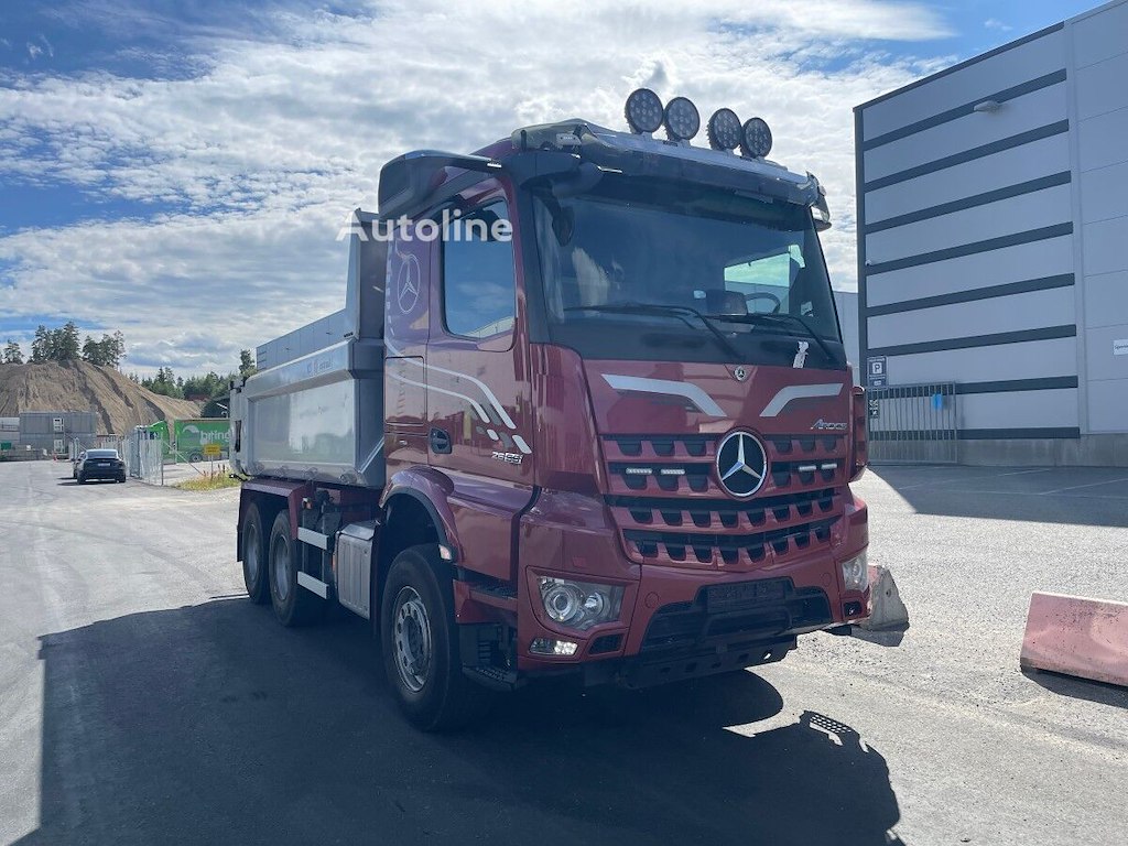 Prodaje se Mercedes-Benz Arocs 2658 6x4 tippbil – 578 hk – Istrail 12T kiper na aukciji
