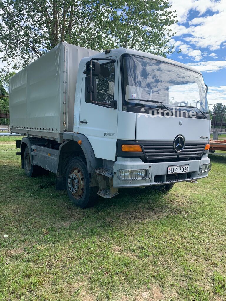 Mercedes-Benz Atego kamion s ravnom platformom