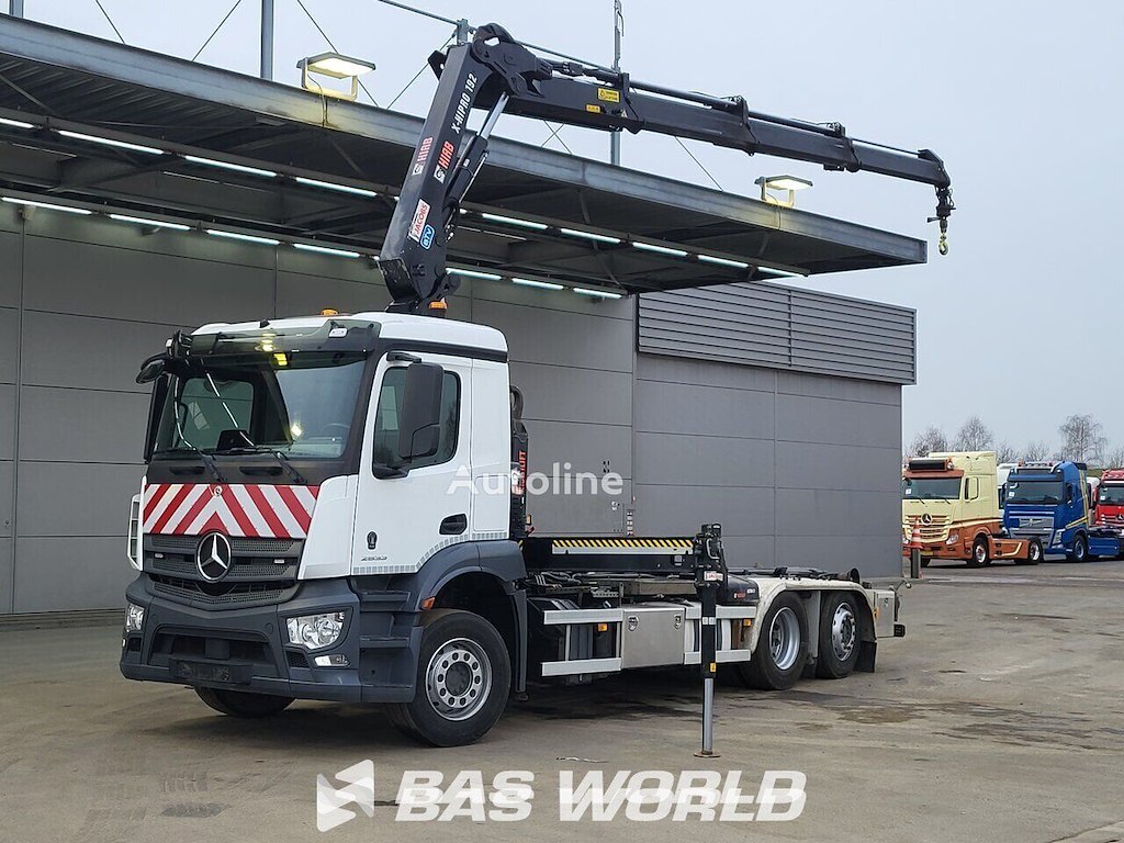 Prodaje se Mercedes-Benz Actros 2633 rol kiper sa kukom na aukciji