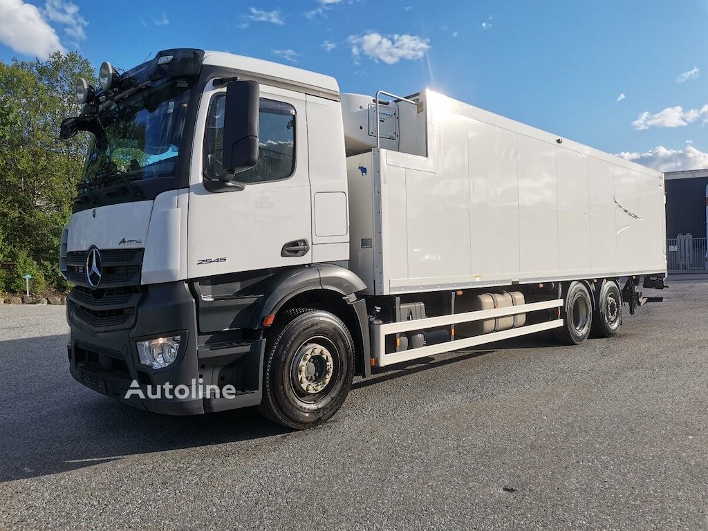 Prodaje se Mercedes-Benz ANTOS 2545 kamion hladnjače na aukciji