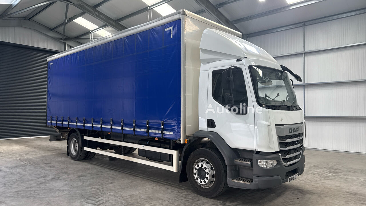 Prodaje se DAF XB 260 kamion sa kliznom ceradom na aukciji