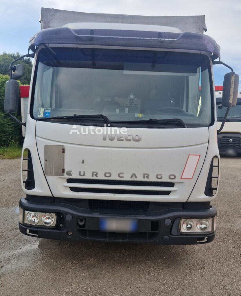 IVECO EuroCargo 120 kamion s ceradom