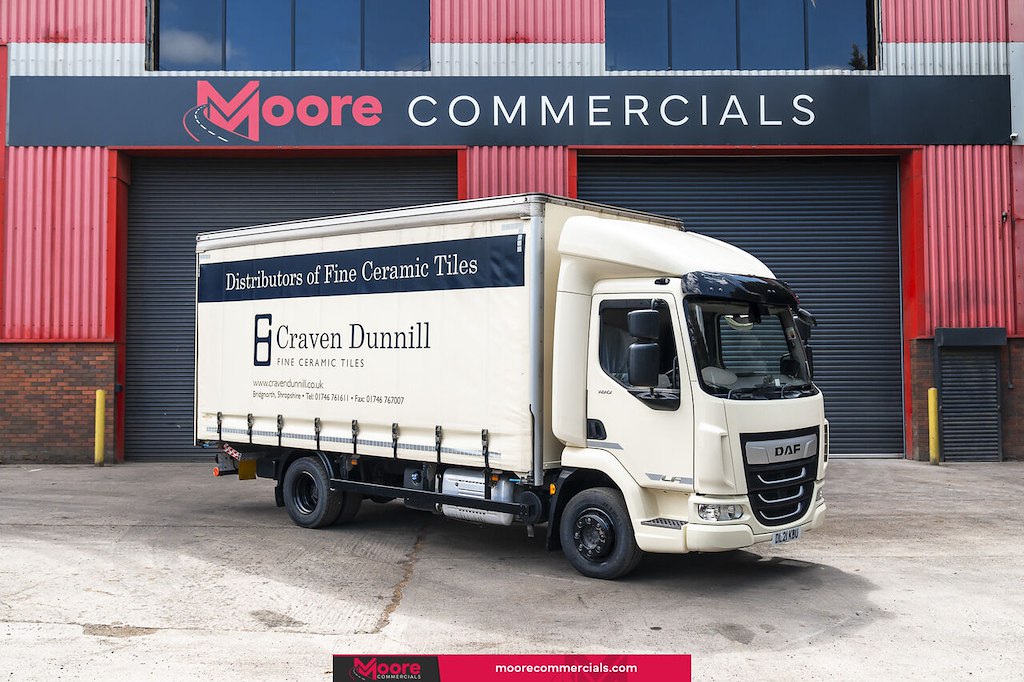 DAF LF 180 FA 12T 18FT Day Cab kamion s ceradom