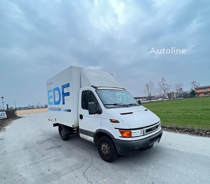 Nova IVECO frigo senza atp kamion hladnjača < 3.5t