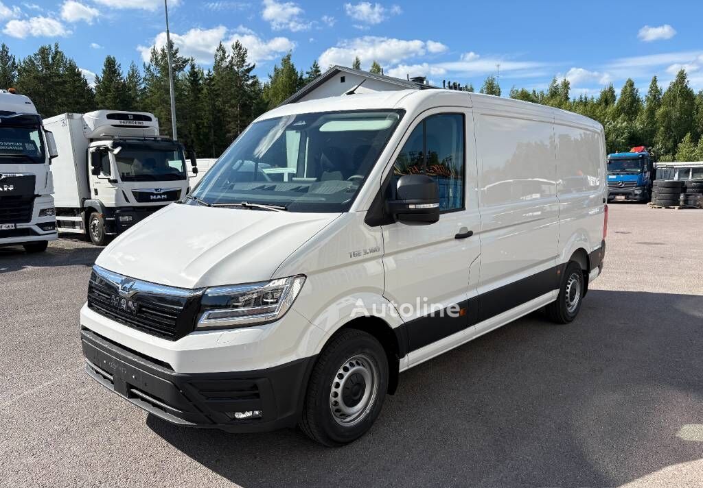 Novi MAN TGE 3.180 FWD Aut. 3640 minibus furgon