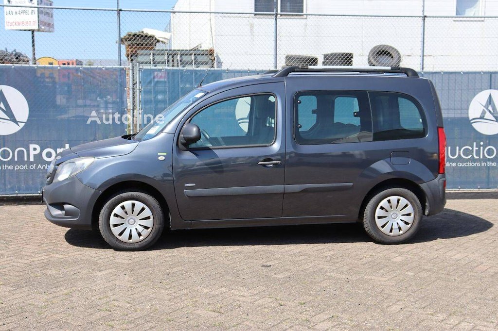 Prodaje se Mercedes-Benz Citan Tourer 112 minibus furgon na aukciji
