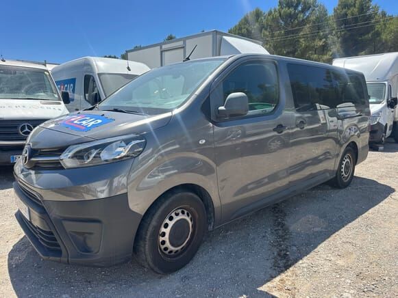 Prodaje se Toyota PROACE putnički minibus na aukciji