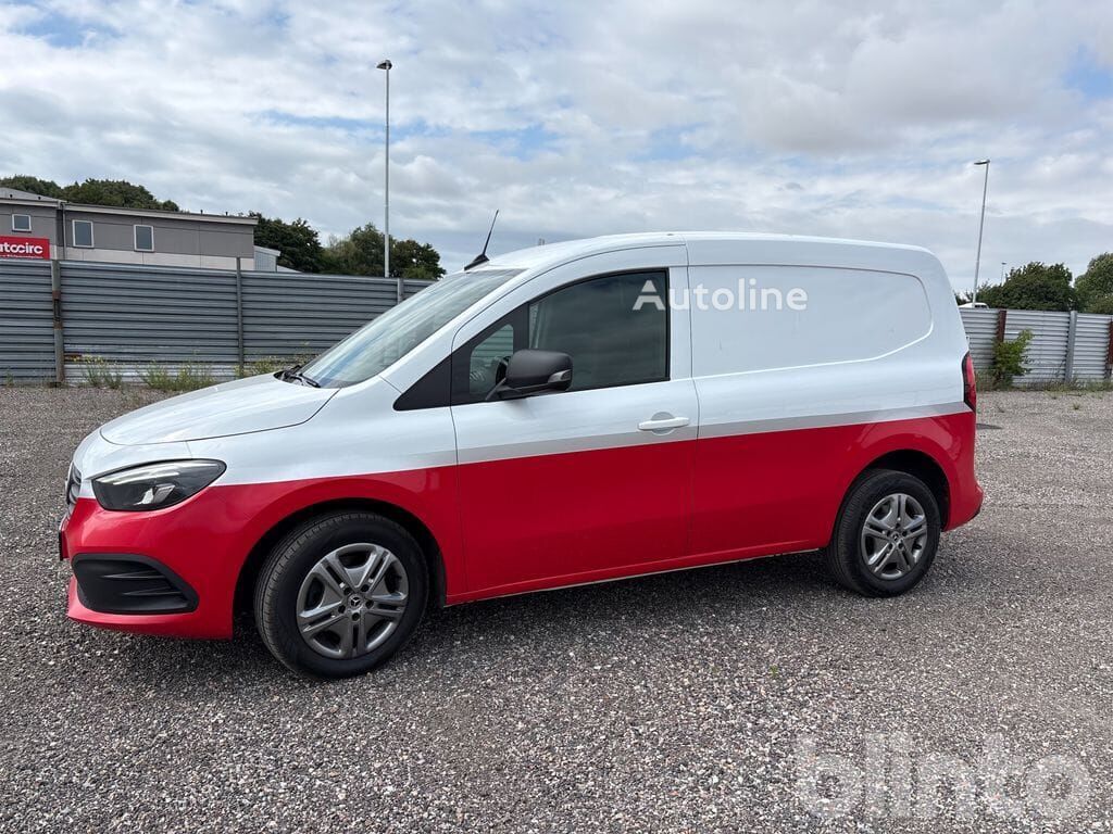 Prodaje se Mercedes-Benz CITAN laki furgon na aukciji