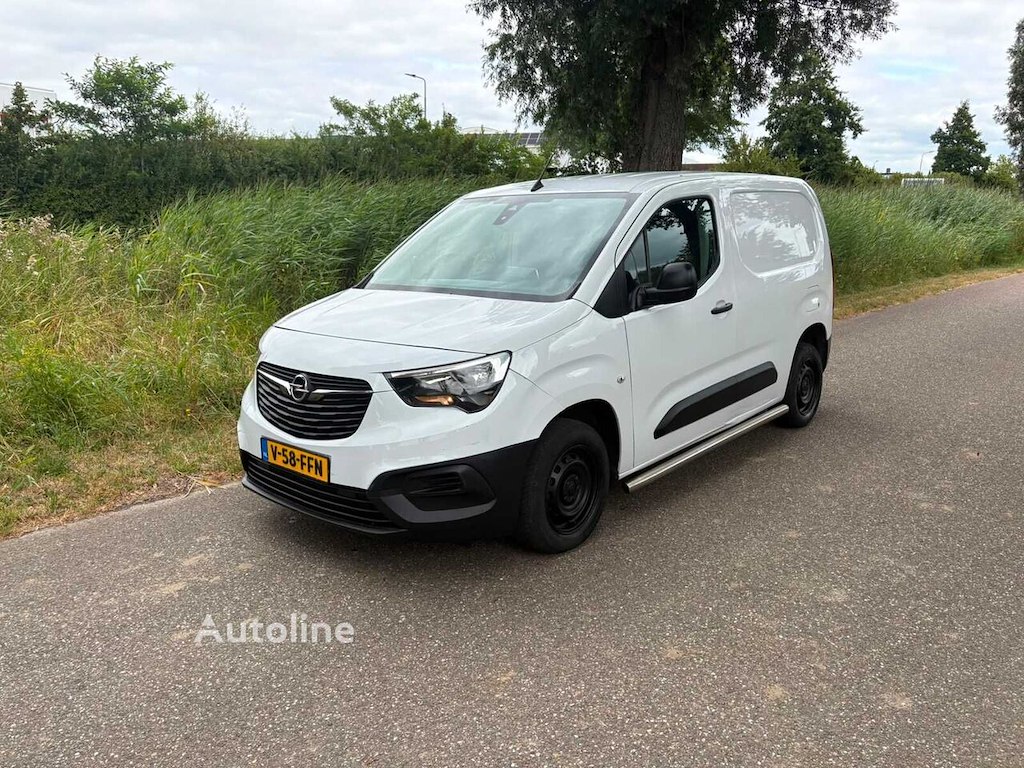Prodaje se Opel Combo laki furgon na aukciji