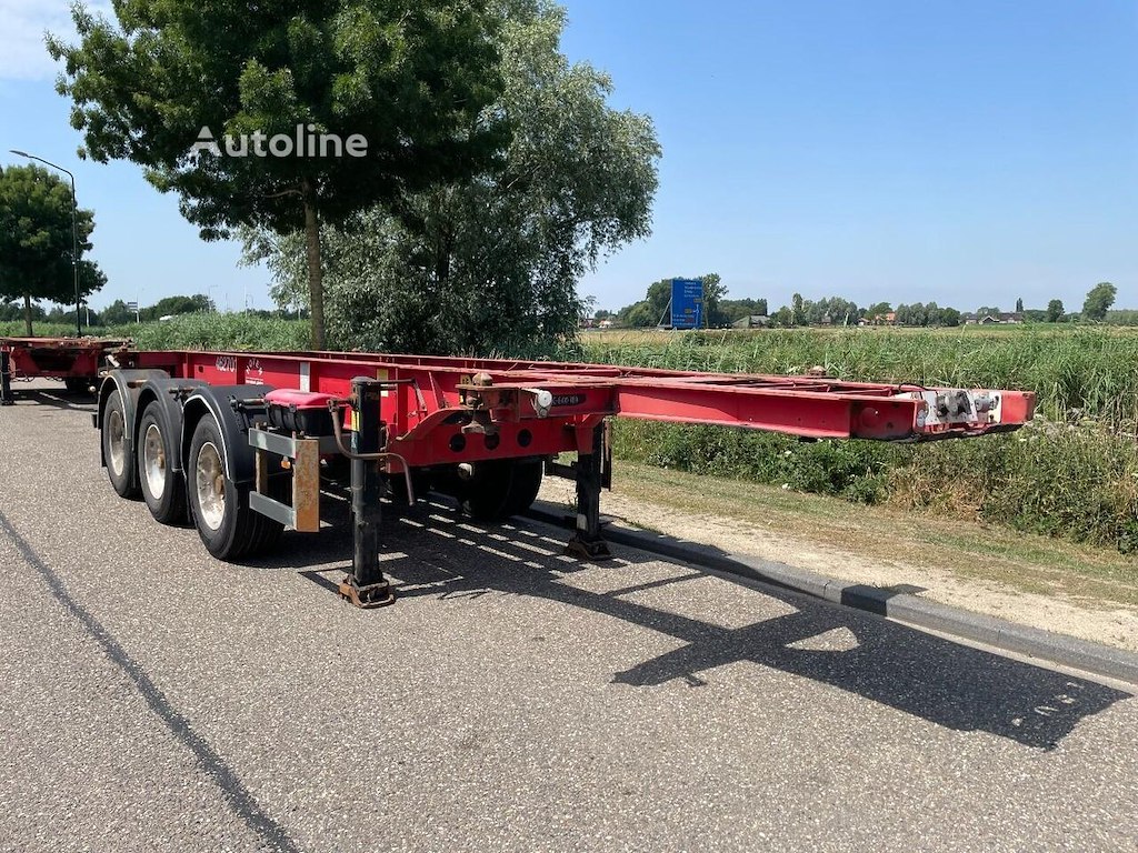 Schmitz Cargobull Gotha SRTC poluprikolica za prevoz kontejnera
