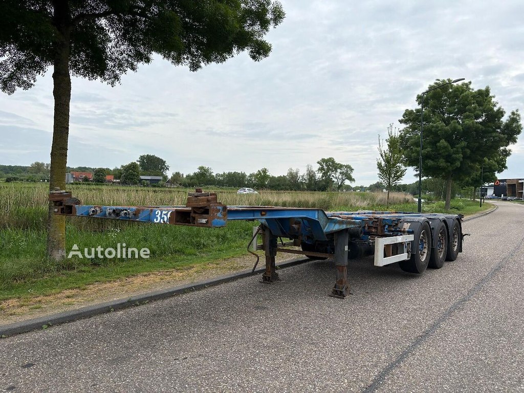 Renders EURO 800 poluprikolica za prevoz kontejnera