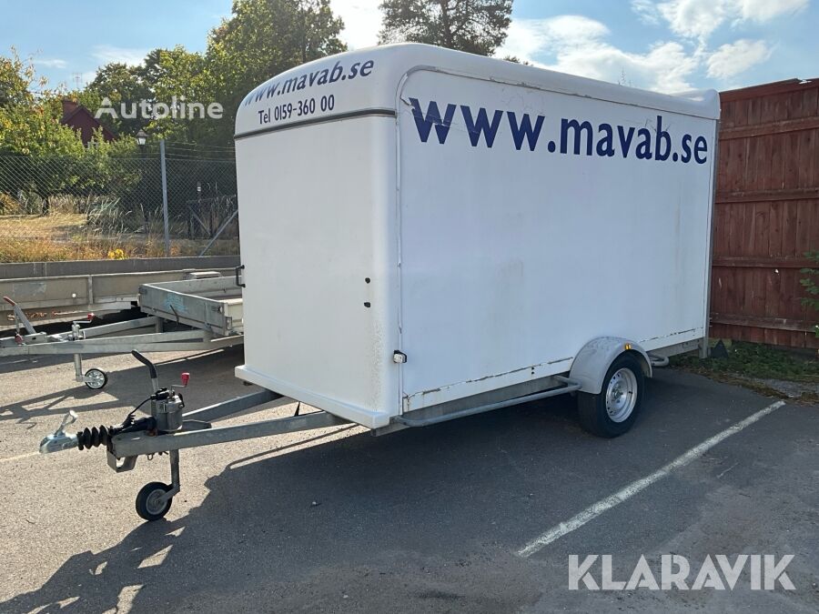 Prodaje se Thule 1000kg prikolicu furgon na aukciji