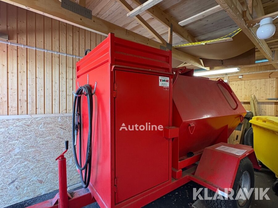 Prodaje se Färmartanken AB Tankvagn Färmatank 1500L prikolicu cisternu za gorivo na aukciji