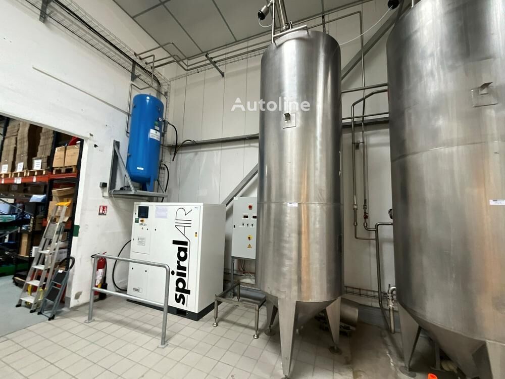Prodaje se BEHALTER cilindrični spremnik na aukciji