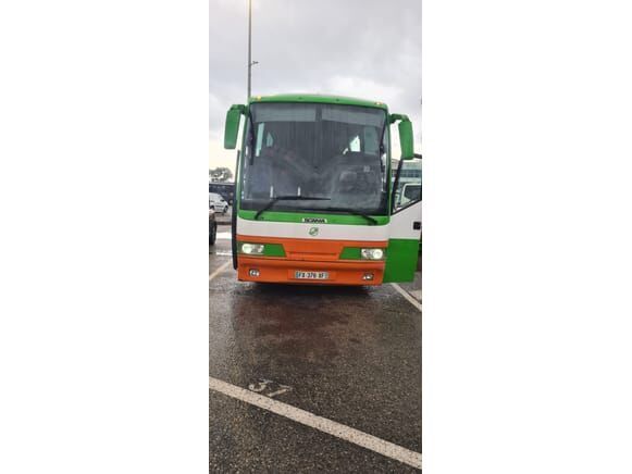Prodaje se Scania 113 turistički autobus na aukciji