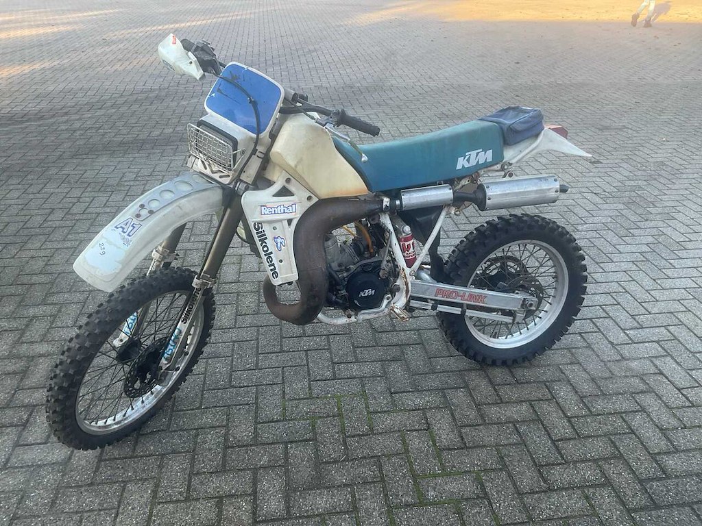 Prodaje se KTM 125 motocikl na aukciji