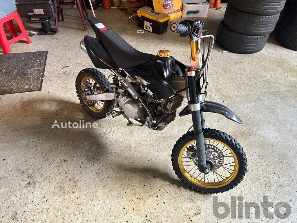 Prodaje se TWS motocikl na aukciji