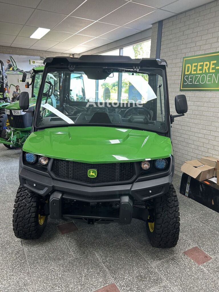 Novi John Deere XUV875M UTV
